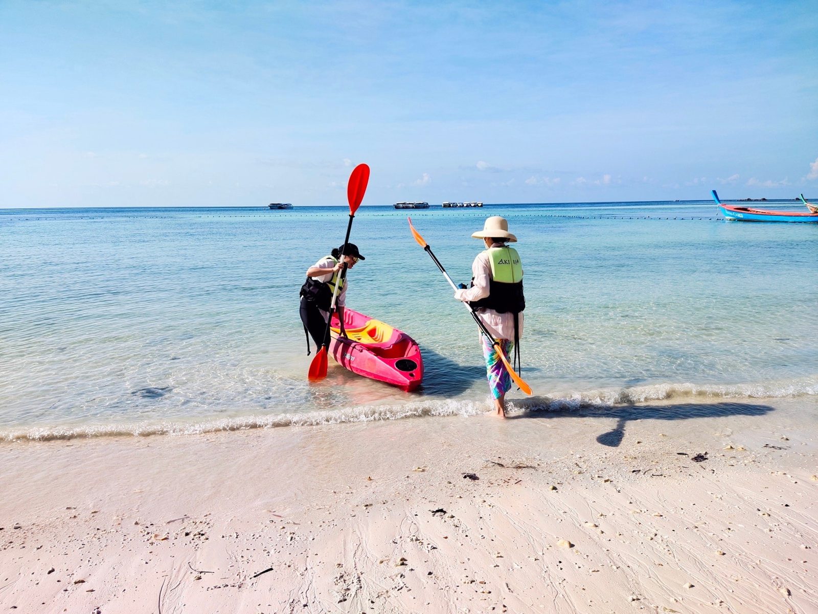Kayaking Koh Lipe, an activity provided by Akira Lipe